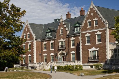 Mad Poet’s Society: McLean Hospital, Robert Lowell, Sylvia Plath, and ...
